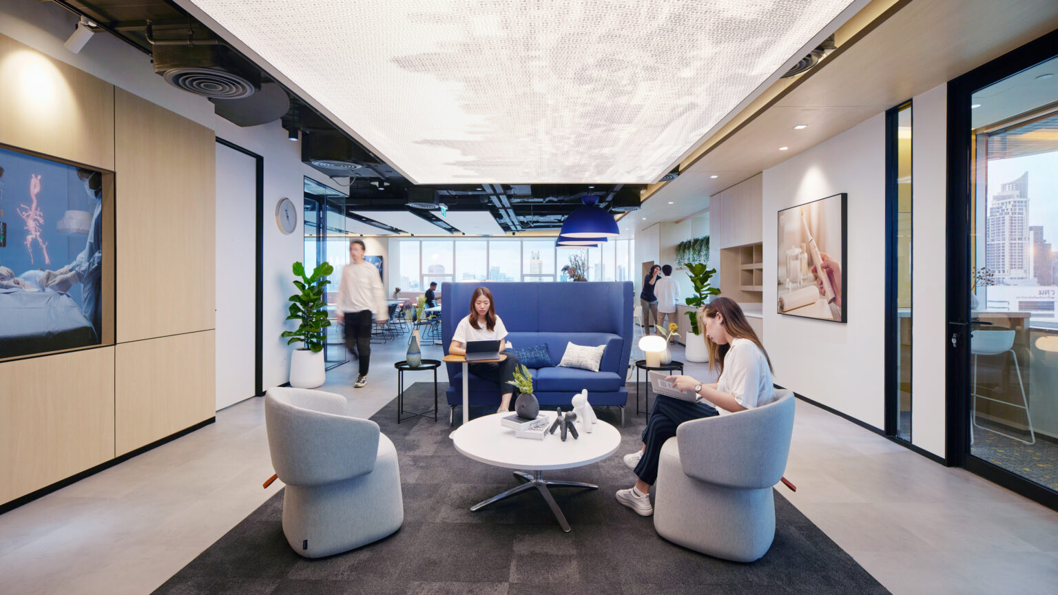 Philips Healthcare Office - YAAF Design
